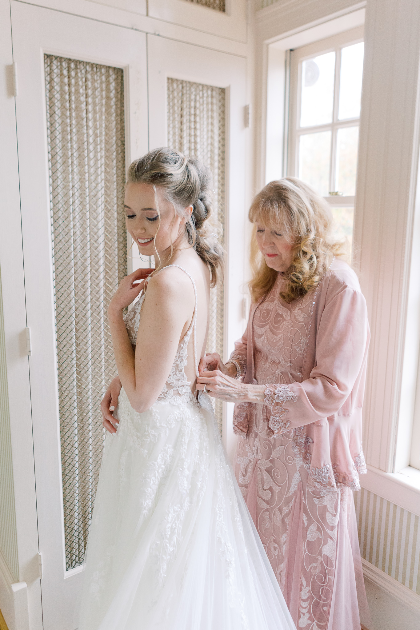 Our Wedding Part I: Getting Ready and First Look | Love Jen Marie